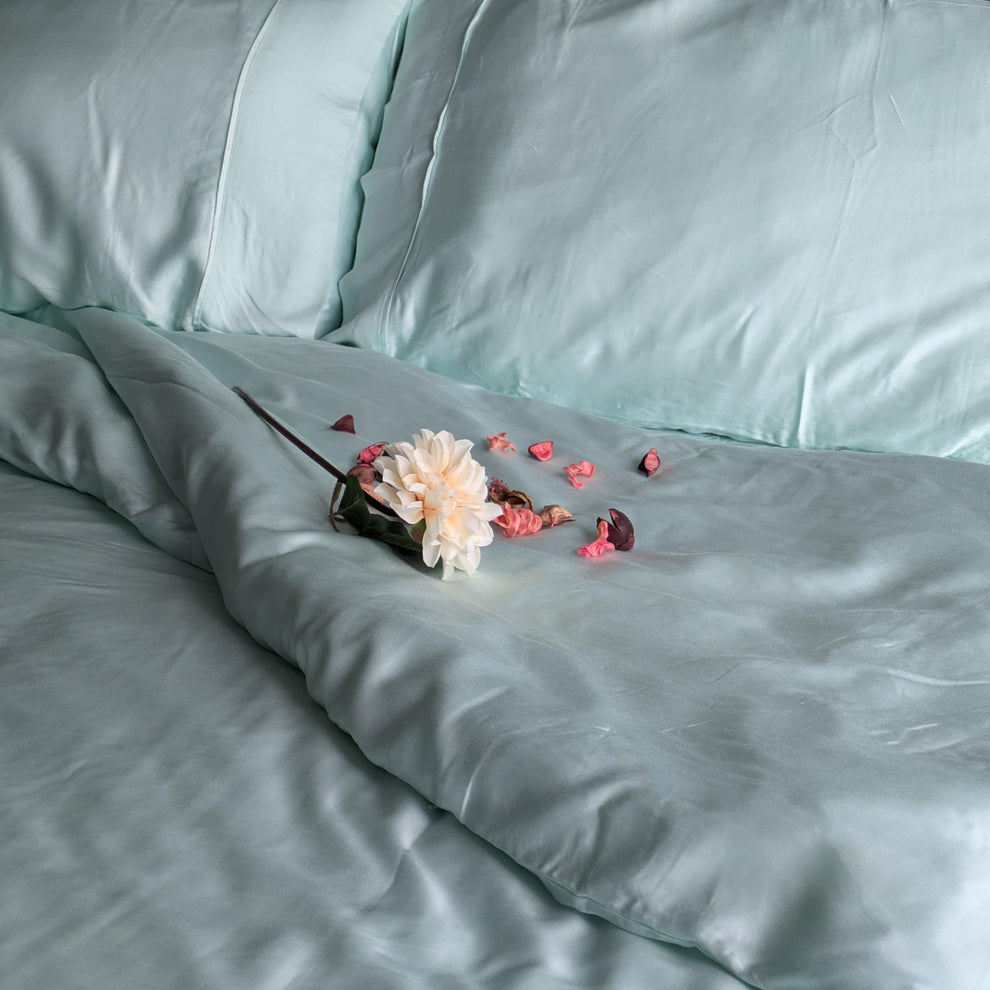 100% Cooling Bamboo Quilt Cover Only (Celestial Cyan) – Stardust Bedding